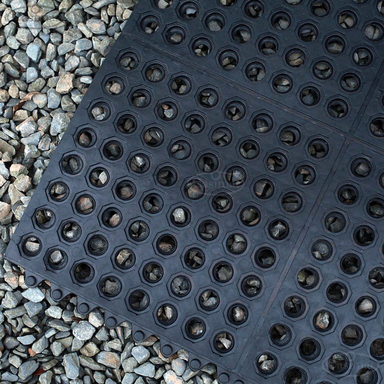 Interlocking Rubber Mat with Holes 4 Pack - Actiasmat